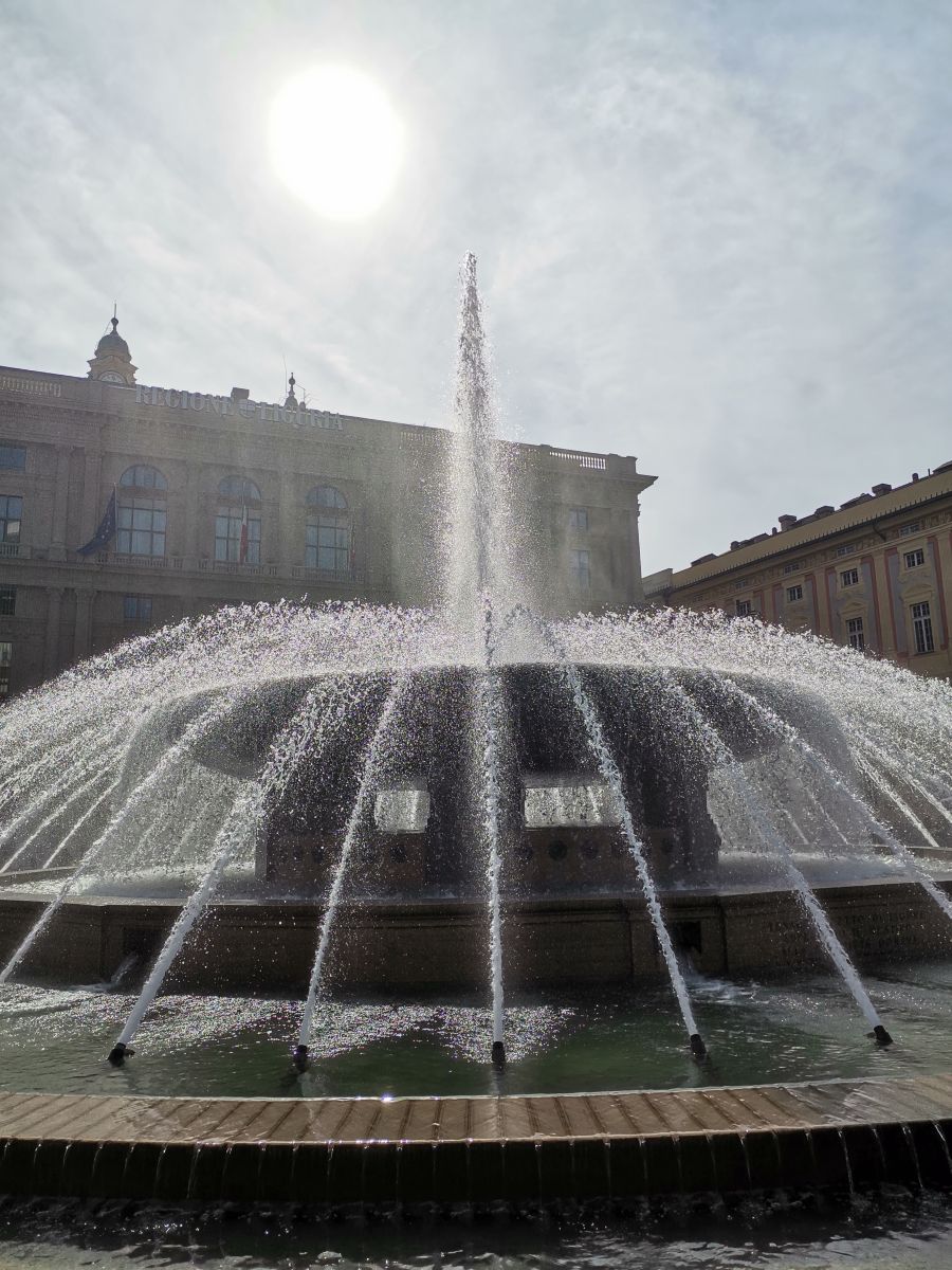Fotografas NikolayPaunchev, Orų nuotraukos Genuja - Weawow