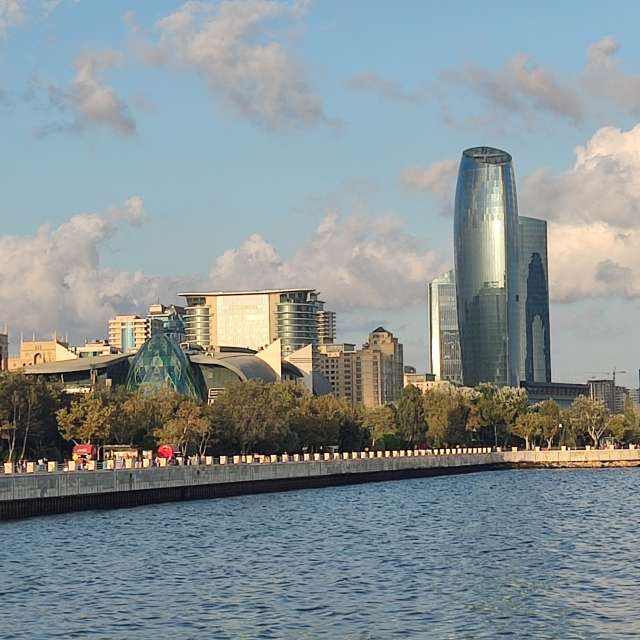 Baku City Azerbaijan, 14 days Weather forecast, Radar & Photos - Weawow